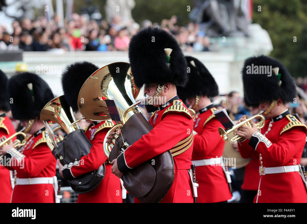 London, UK. 16th Oct, 2014. File photo shows British Royal Guards ...