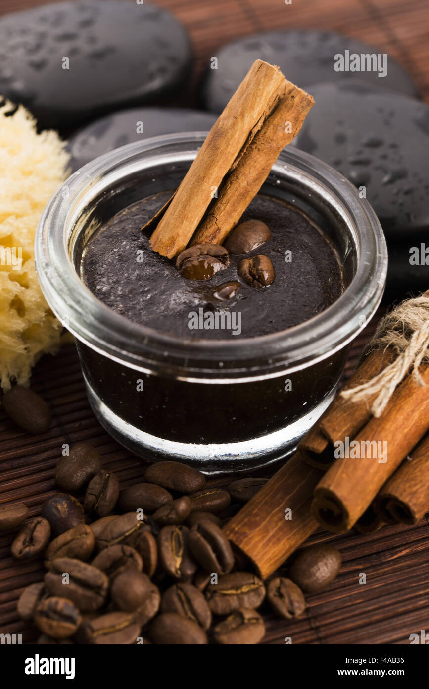 Homemade face and body organic all natural coffee scrub (peeling) with ...