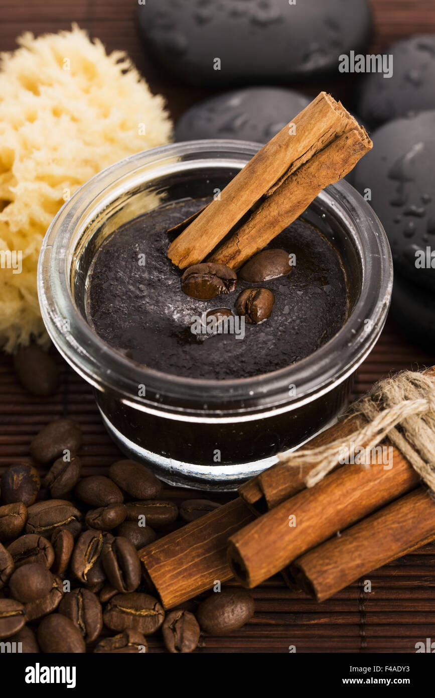 Homemade face and body organic all natural coffee scrub (peeling) with ...