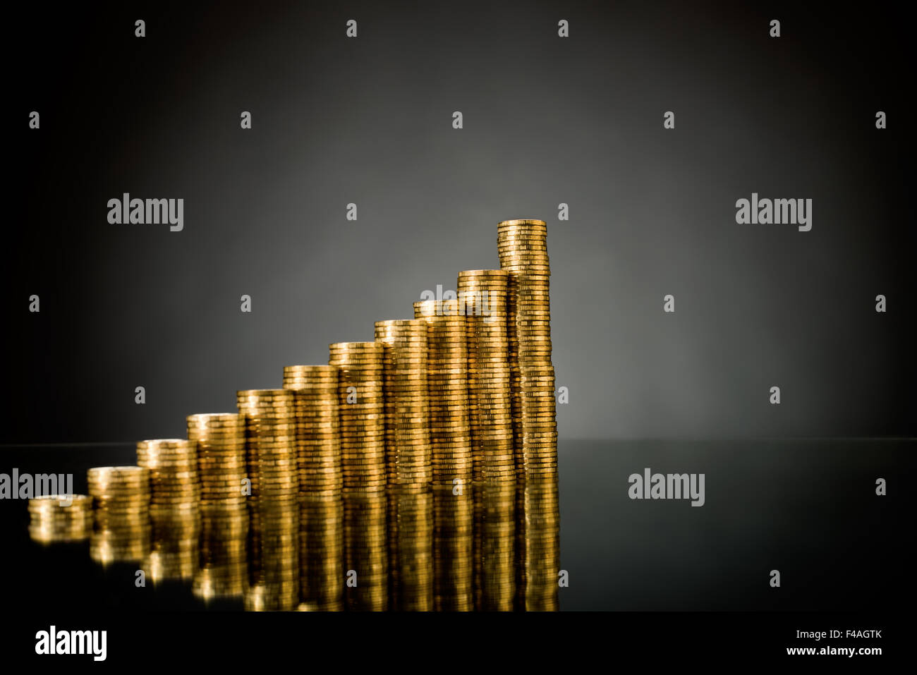 Horizontal photo coin hi-res stock photography and images - Alamy