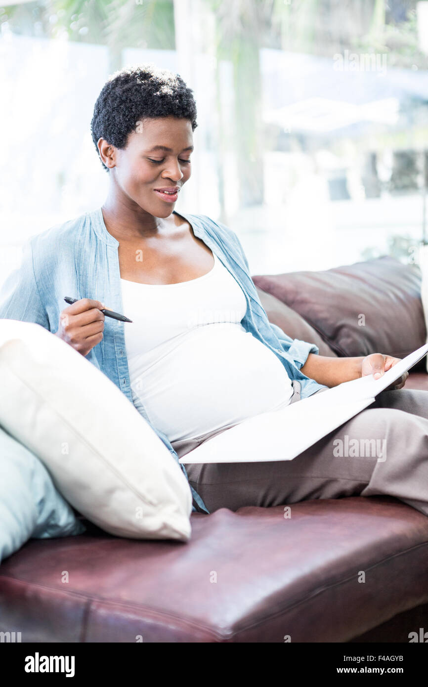 Pregnant woman drawing hi-res stock photography and images - Alamy