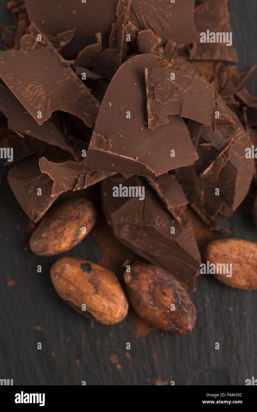 Chopped chocolate with cacao Stock Photo - Alamy