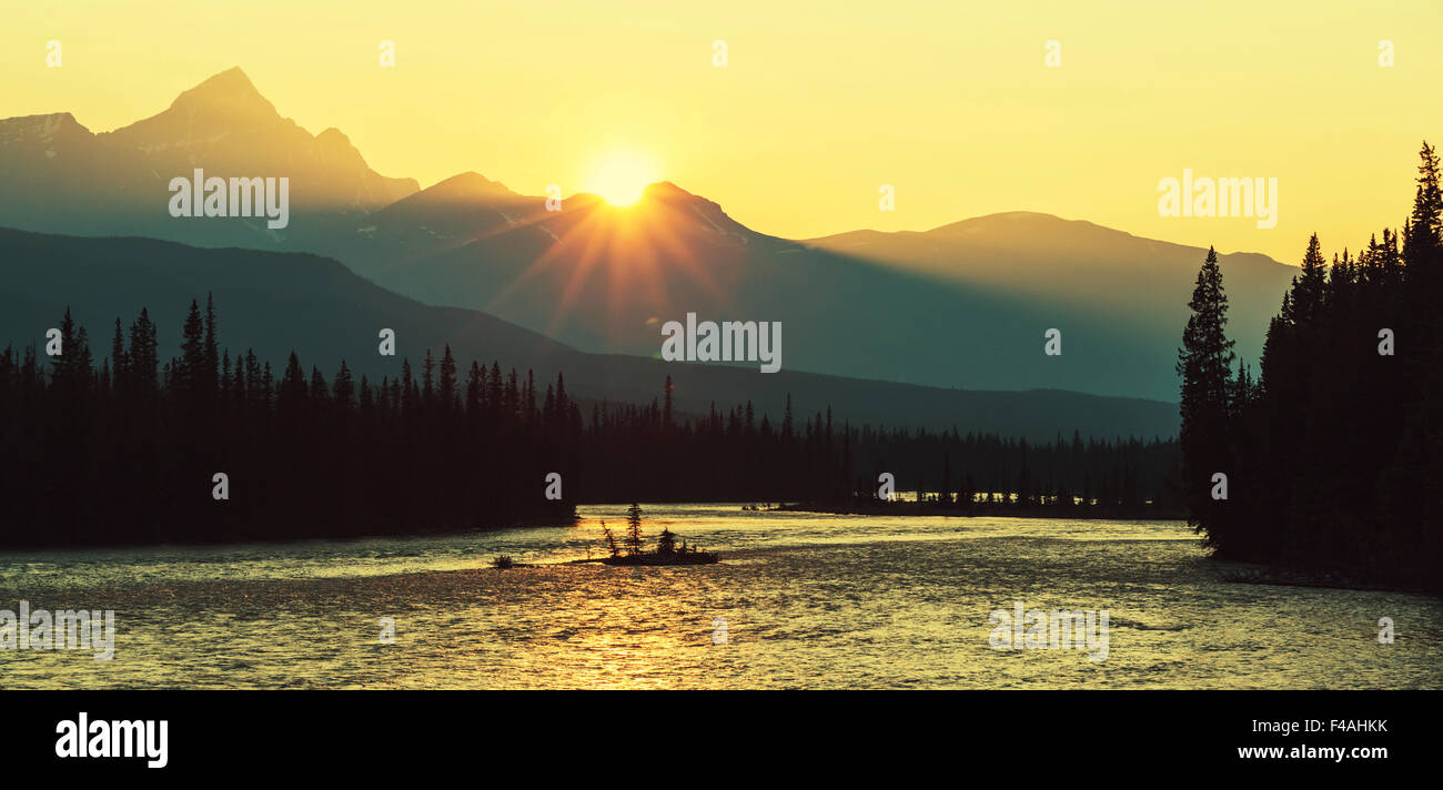 Canadian landscapes hi-res stock photography and images - Alamy