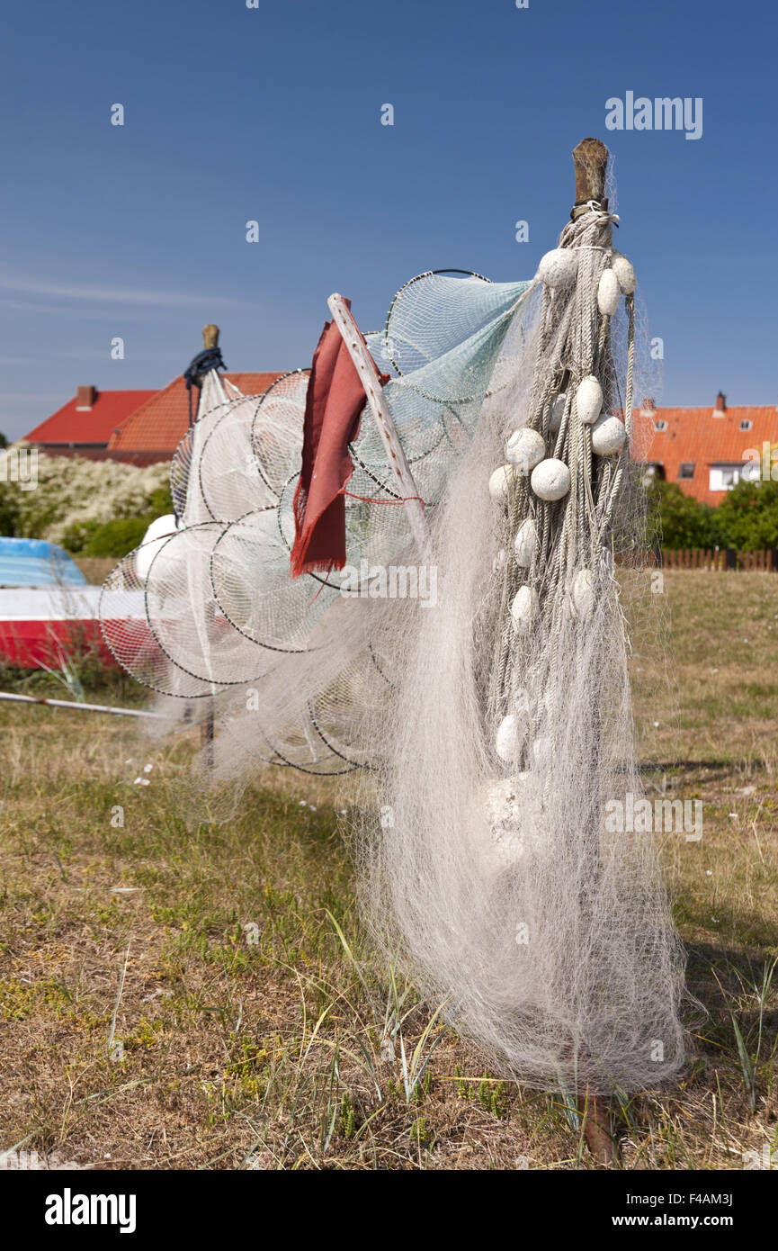 Weir nets hi-res stock photography and images - Alamy