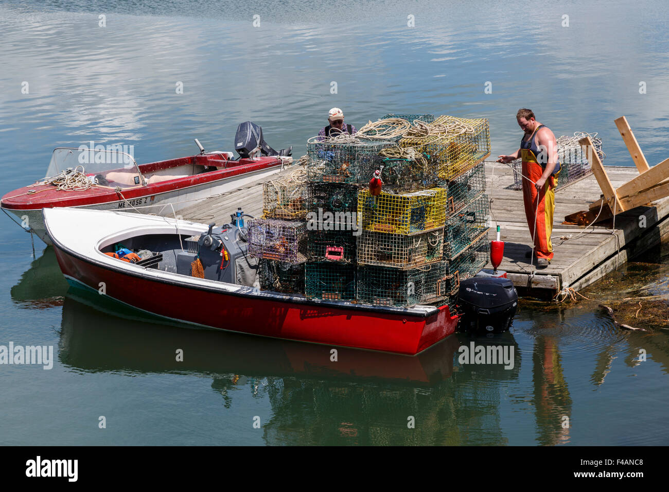 New england harbours High Resolution Stock Photography and Images - Alamy