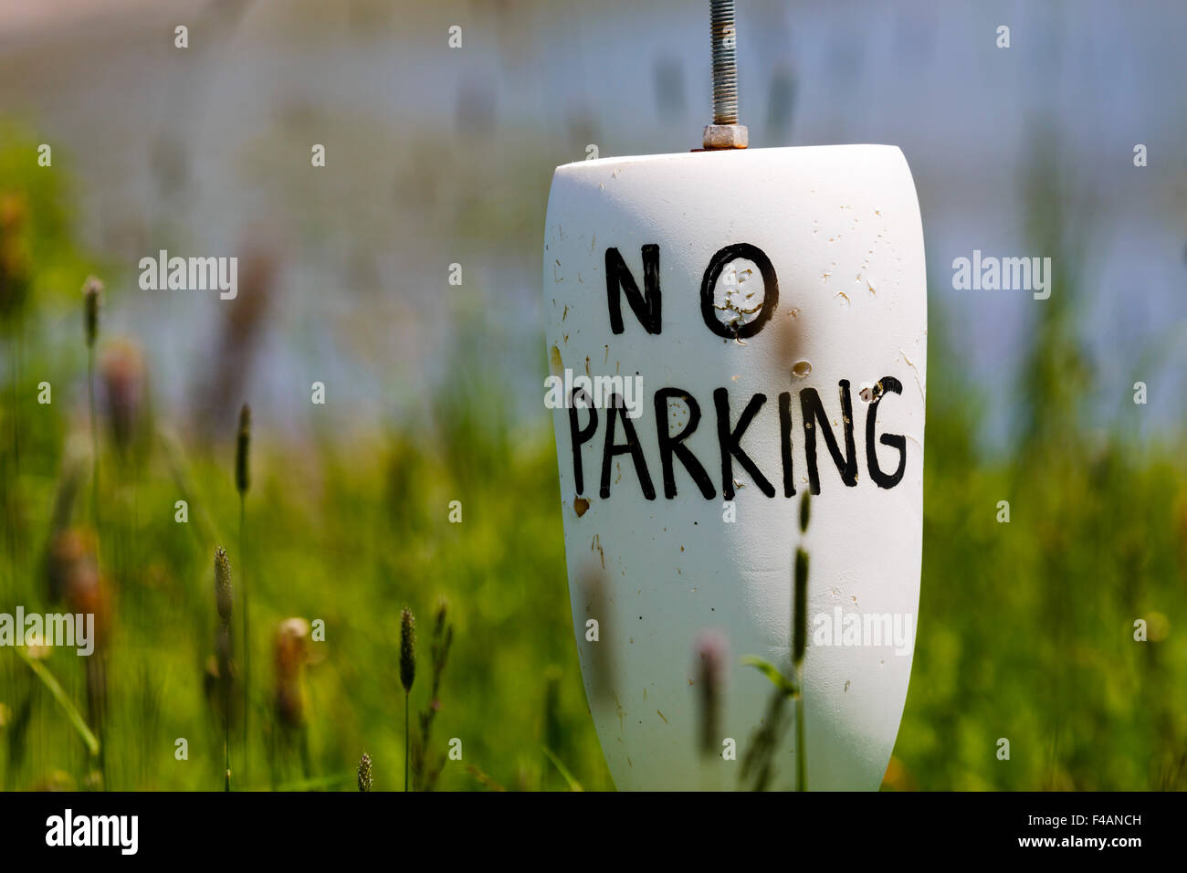 No parking sign hi-res stock photography and images - Alamy