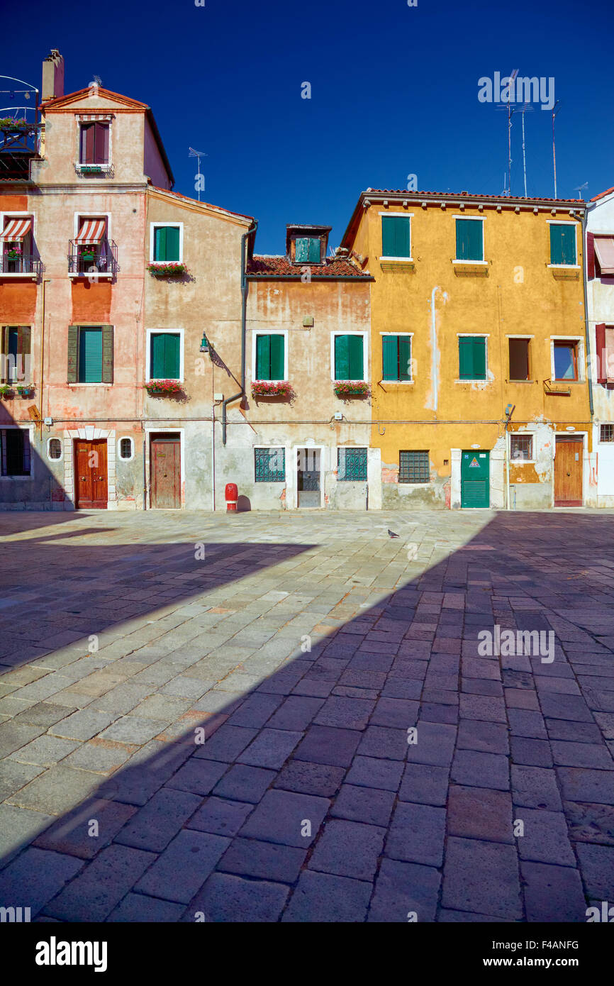 Traditional venetian architecture hi-res stock photography and images ...
