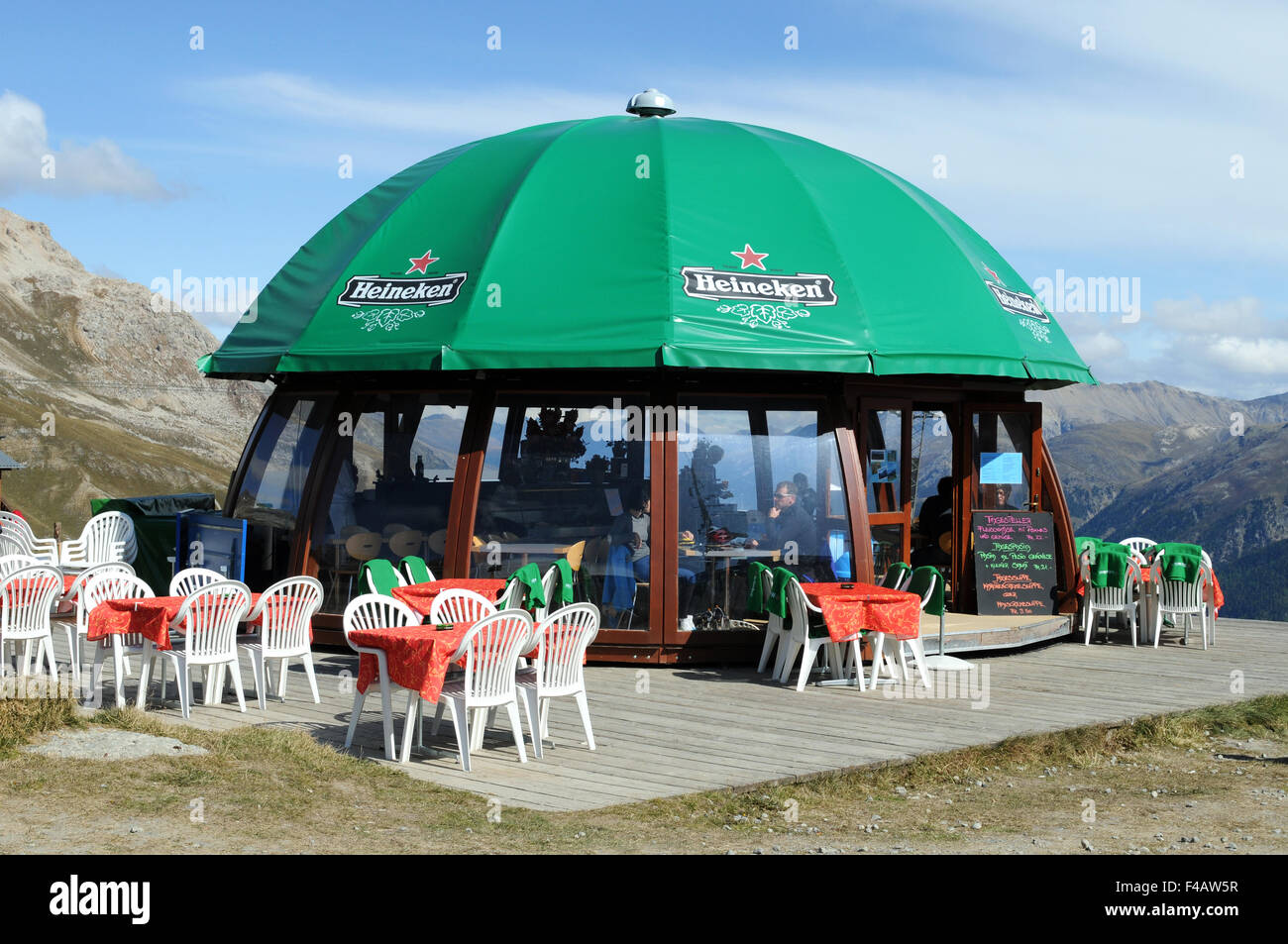 Alpen Bar Stock Photos & Alpen Bar Stock Images - Alamy