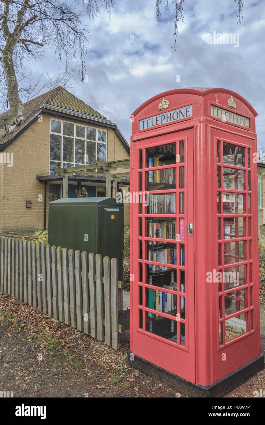 Telephone box library hi-res stock photography and images - Alamy