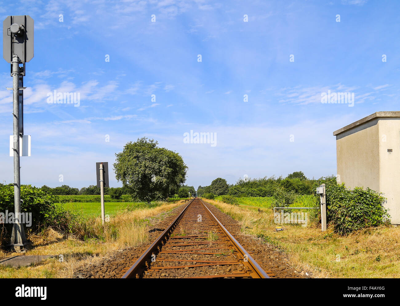 Bahnstrecke im Norden Stock Photo - Alamy
