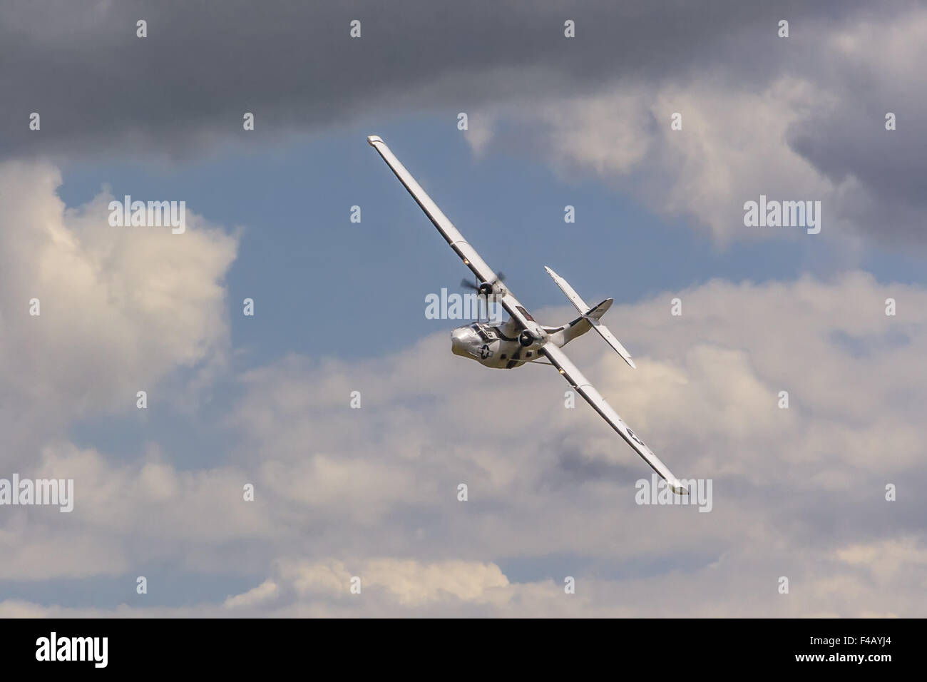 Long range flying boat hi-res stock photography and images - Alamy