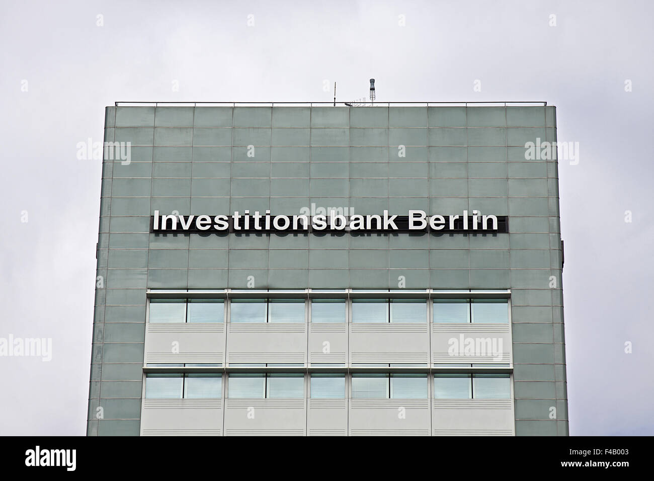 Immobilien logos hi-res stock photography and images - Alamy
