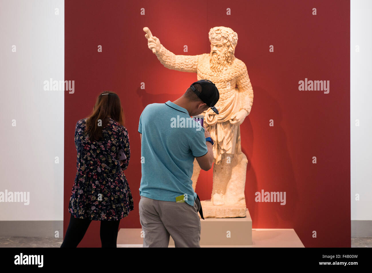 Altes museum interior berlin hi-res stock photography and images - Alamy