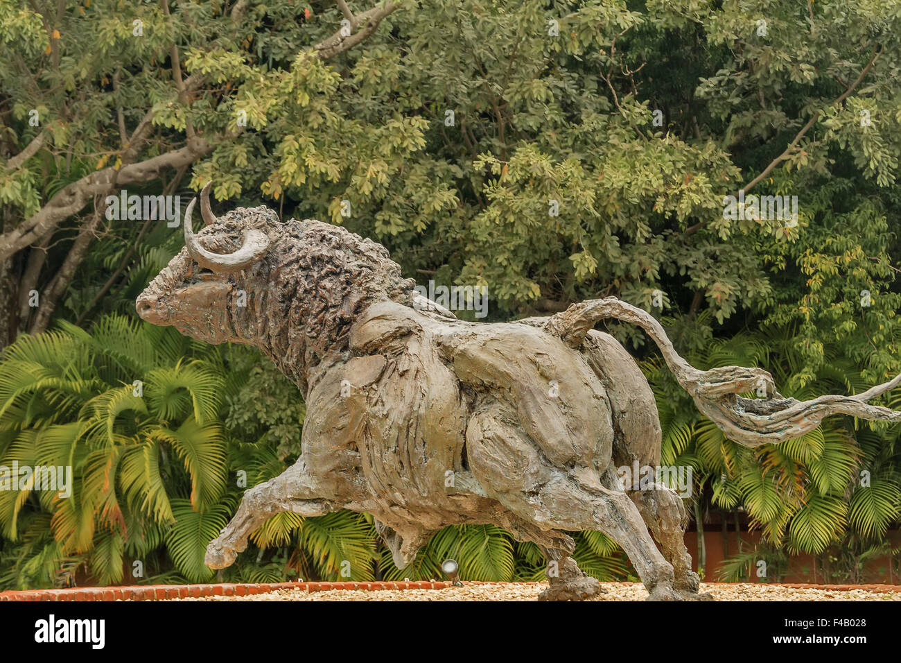 Fighting Bull Statue Yucatan Mexico Stock Photo - Alamy