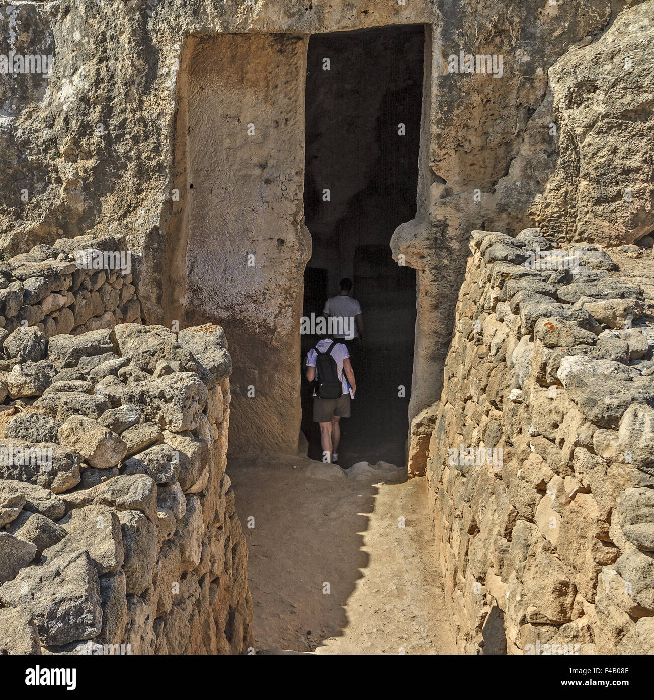 Entering The Tombs Of The Kings Cyprus Stock Photo - Alamy