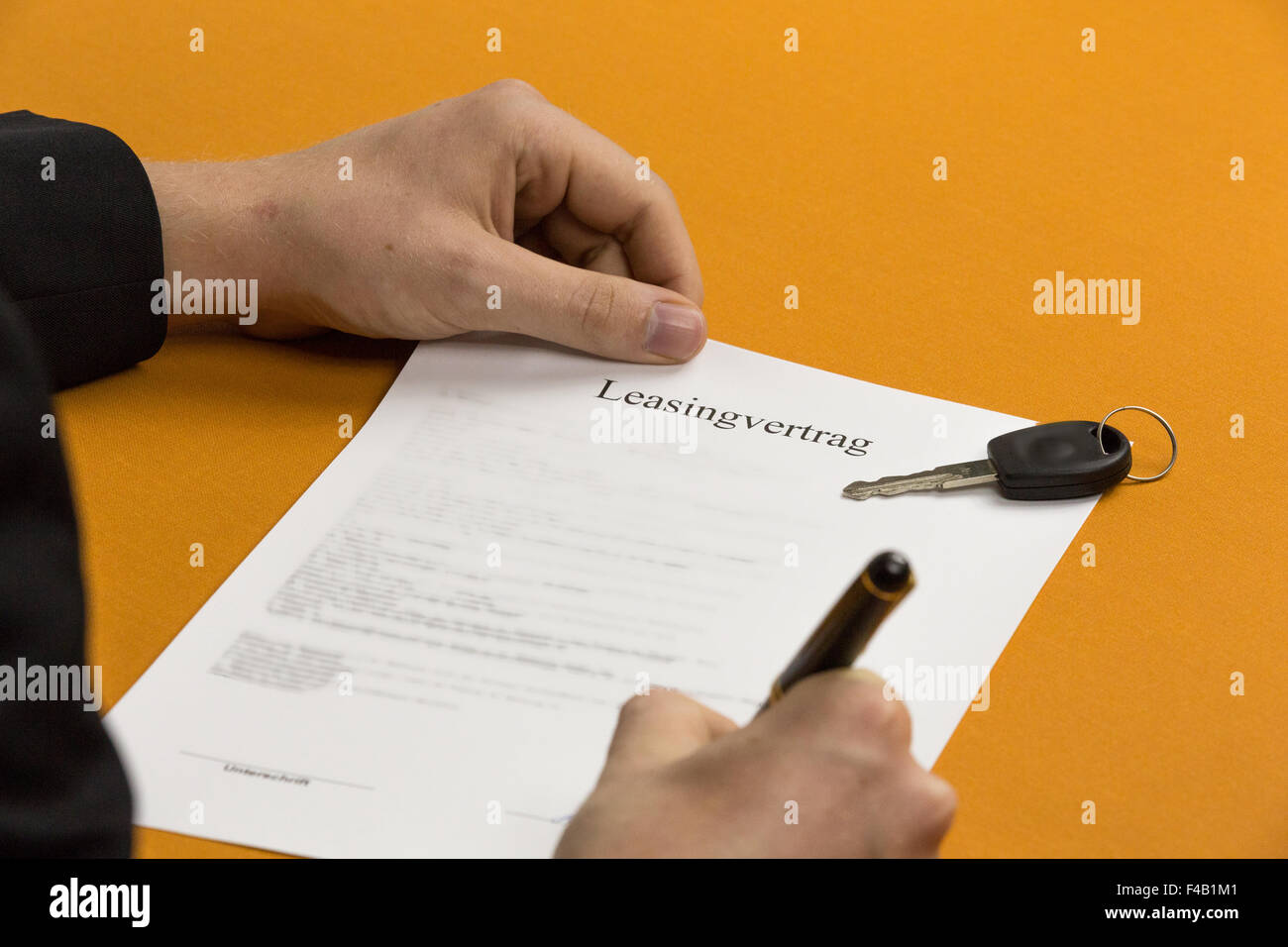 Leasingvertrag hi-res stock photography and images - Alamy