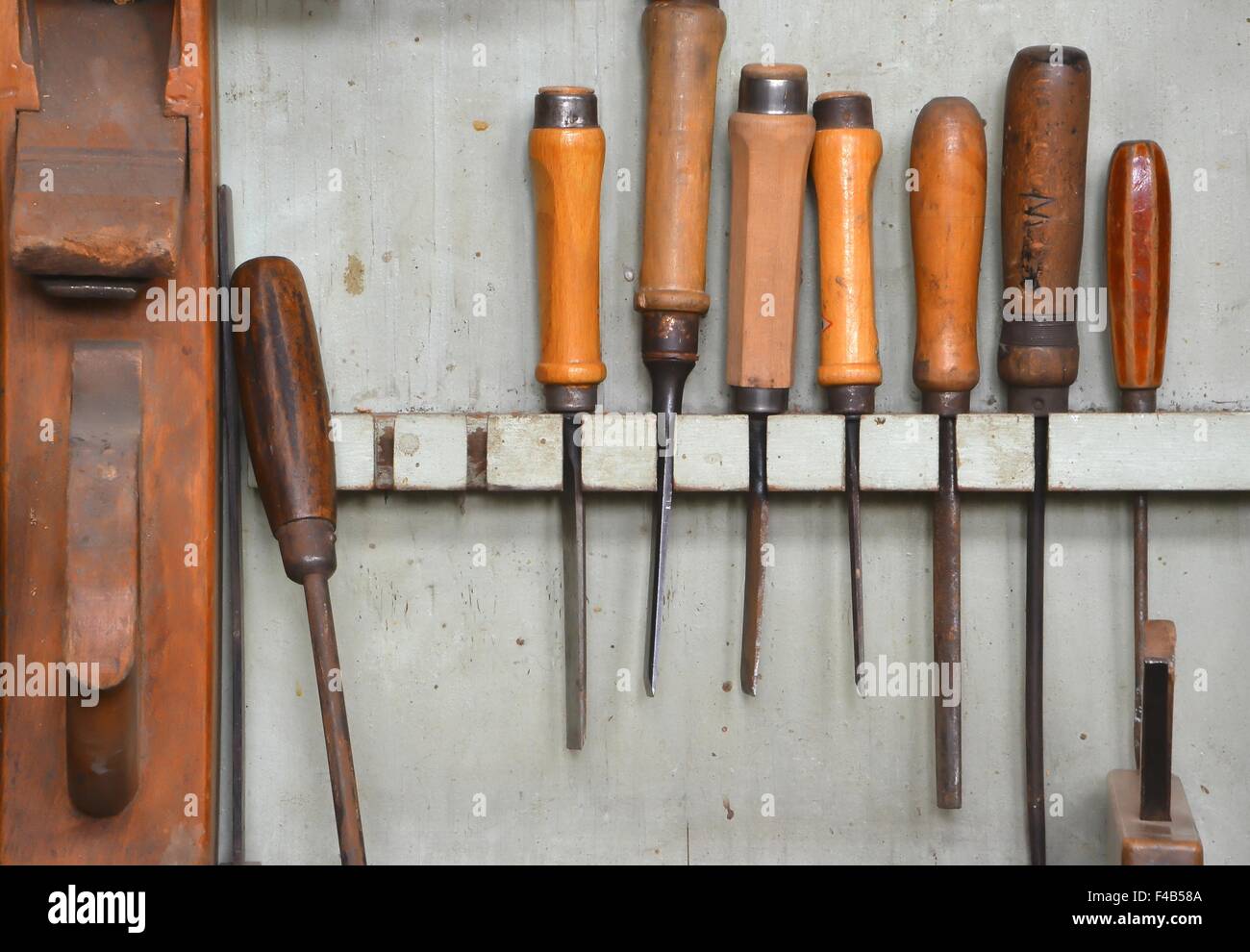 Tool in a carpenter's shop Stock Photo - Alamy
