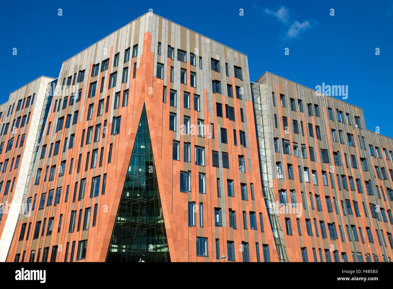 New office building Stock Photo - Alamy