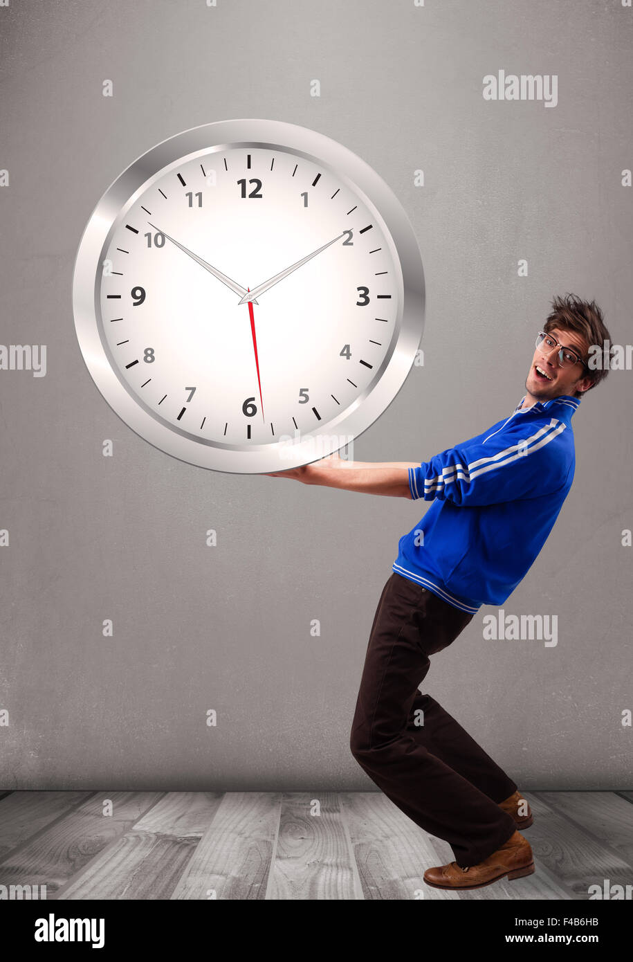 Huge clock dial hi-res stock photography and images - Alamy