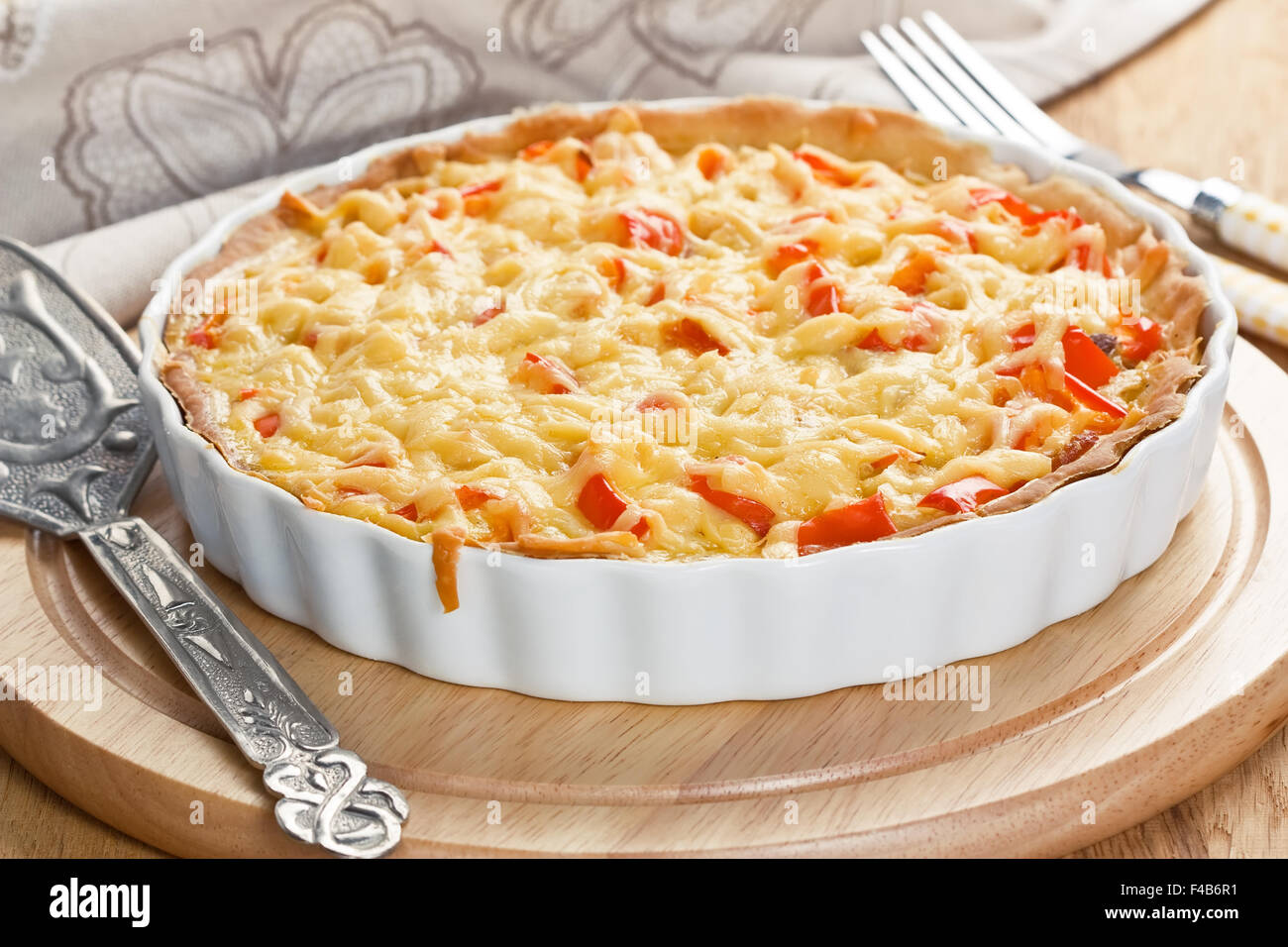 Mushroom quiche pie hi-res stock photography and images - Alamy
