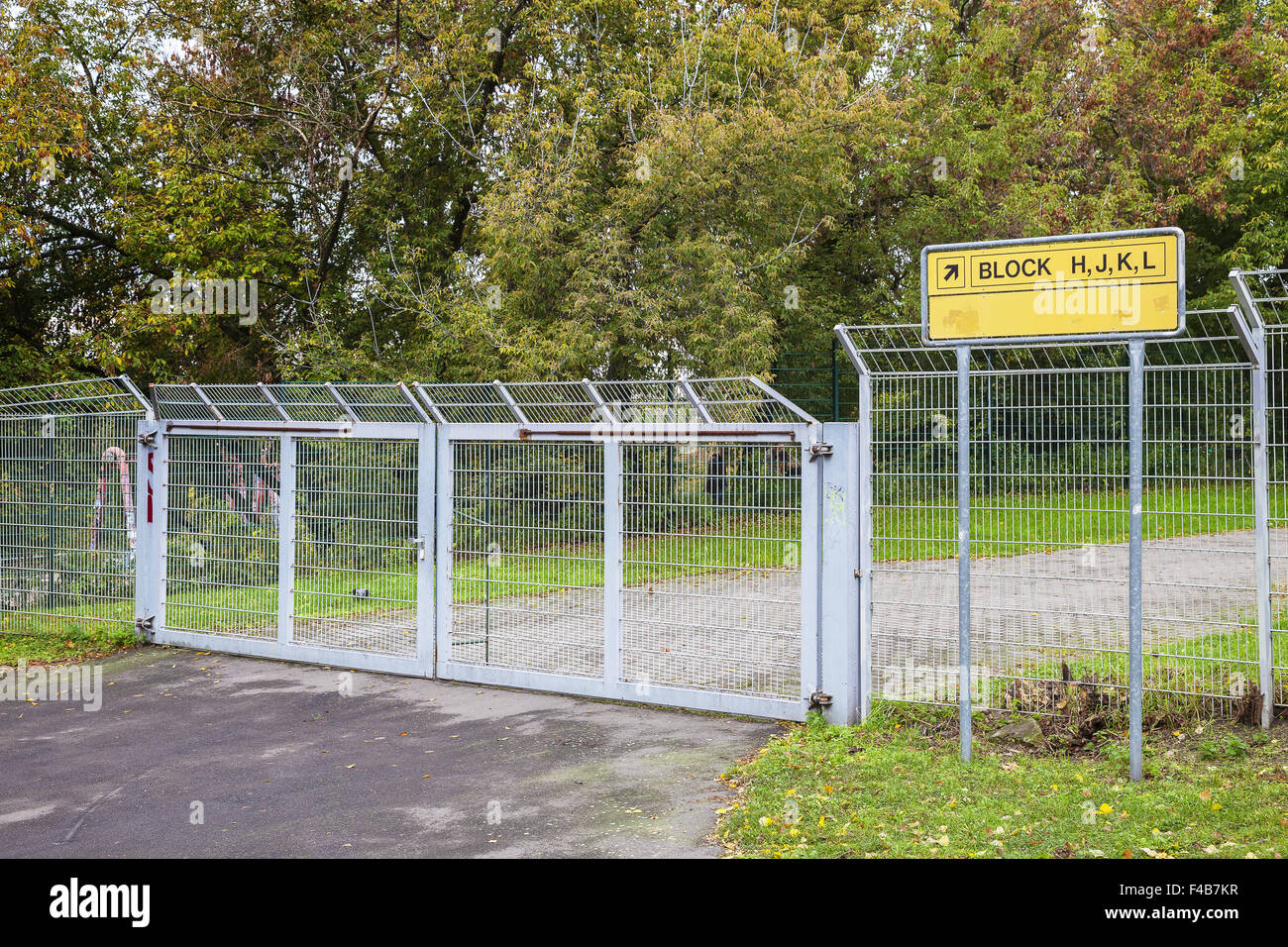 Fenced areal hi-res stock photography and images - Alamy