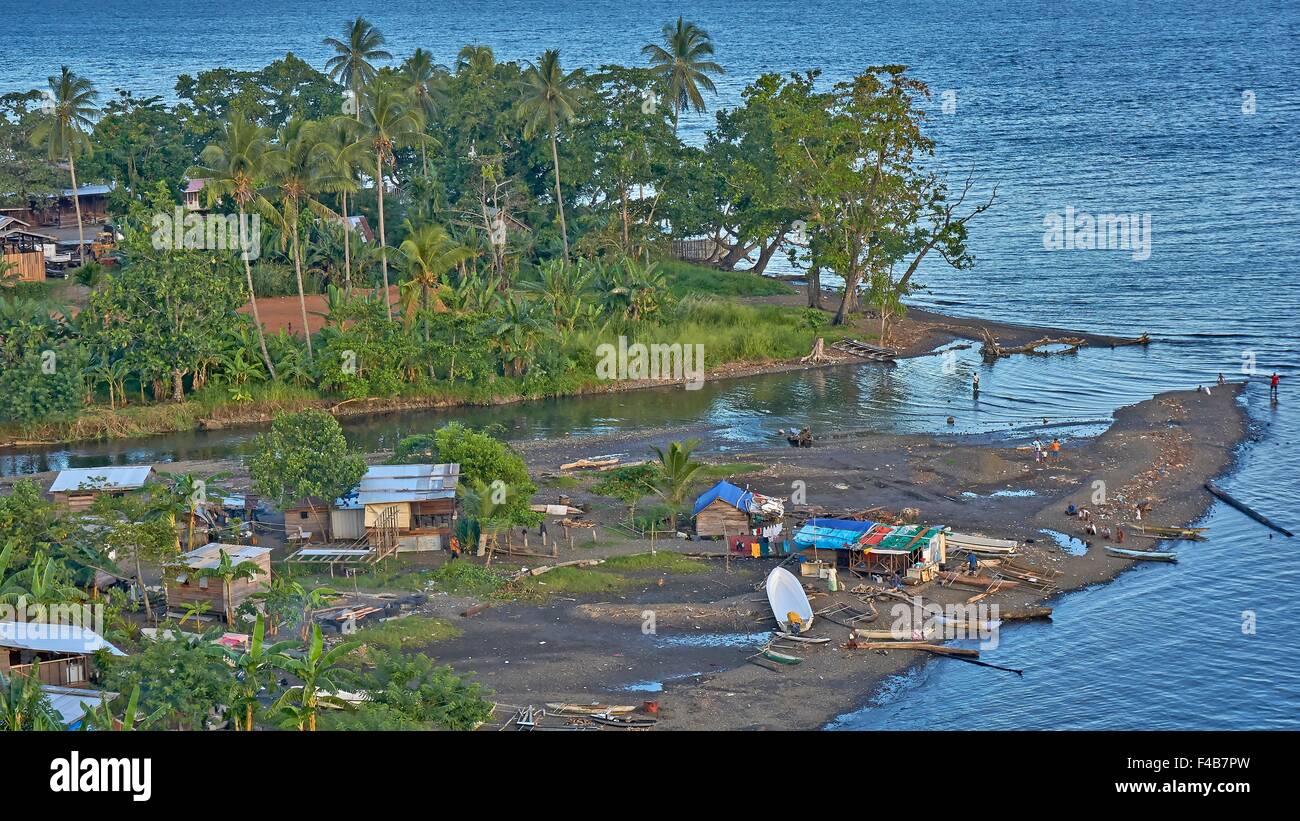 Papua png town village High Resolution Stock Photography and Images - Alamy
