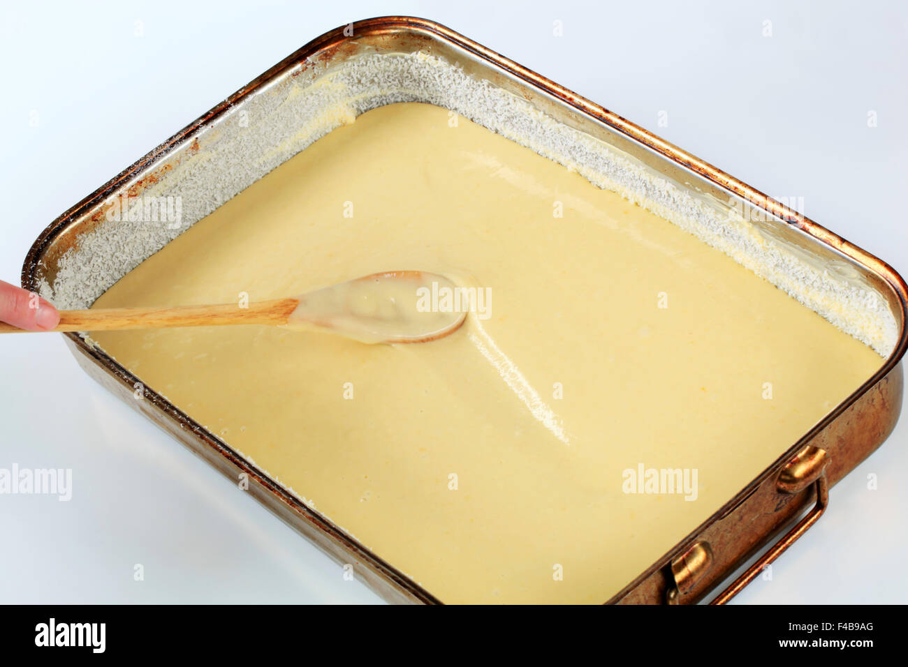 Batter in pan hi-res stock photography and images - Alamy