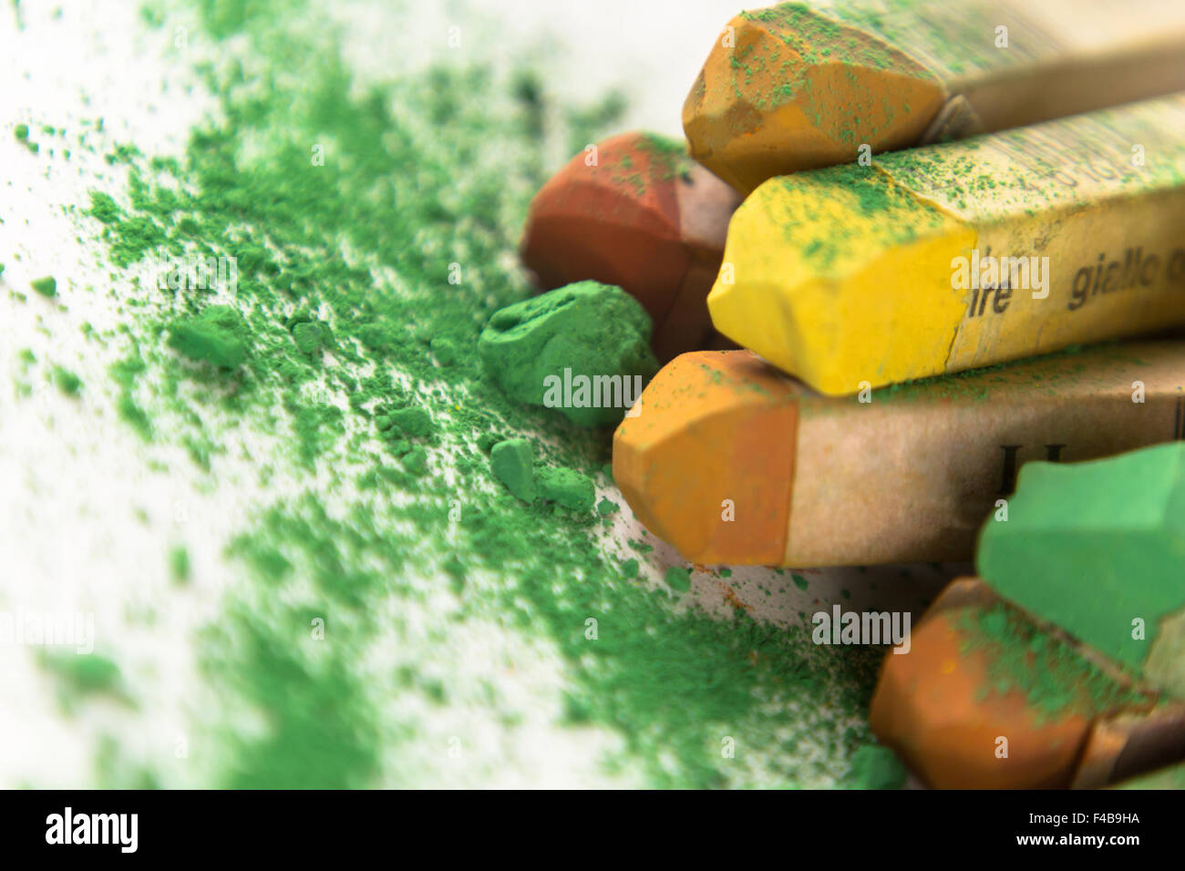 Chalk colours hi-res stock photography and images - Alamy