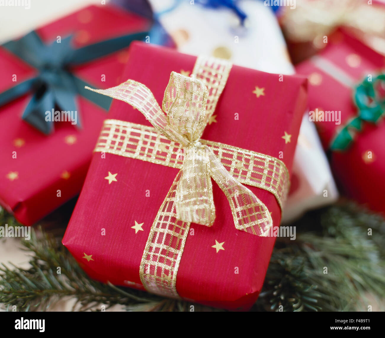 Christmas christmas present close-up color image detail feast gift ...