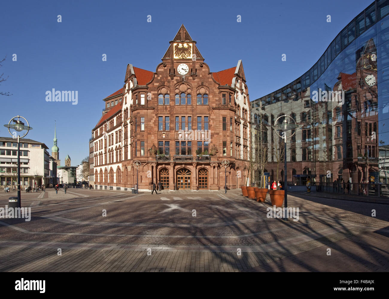Peace square hi-res stock photography and images - Alamy