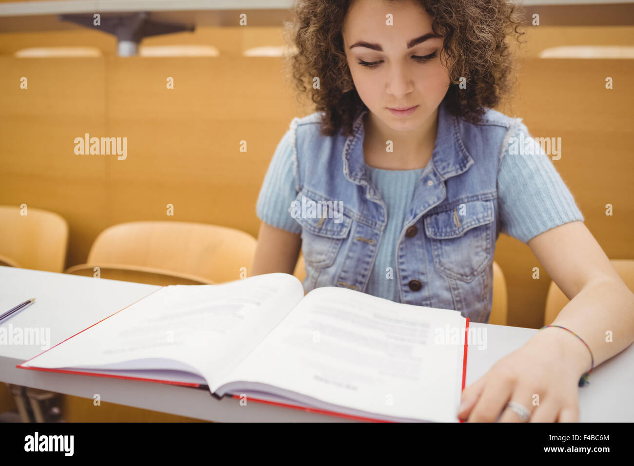Pretty student in lecture hall Stock Photo - Alamy Pretty student in lecture hall Stock Photo - Alamy