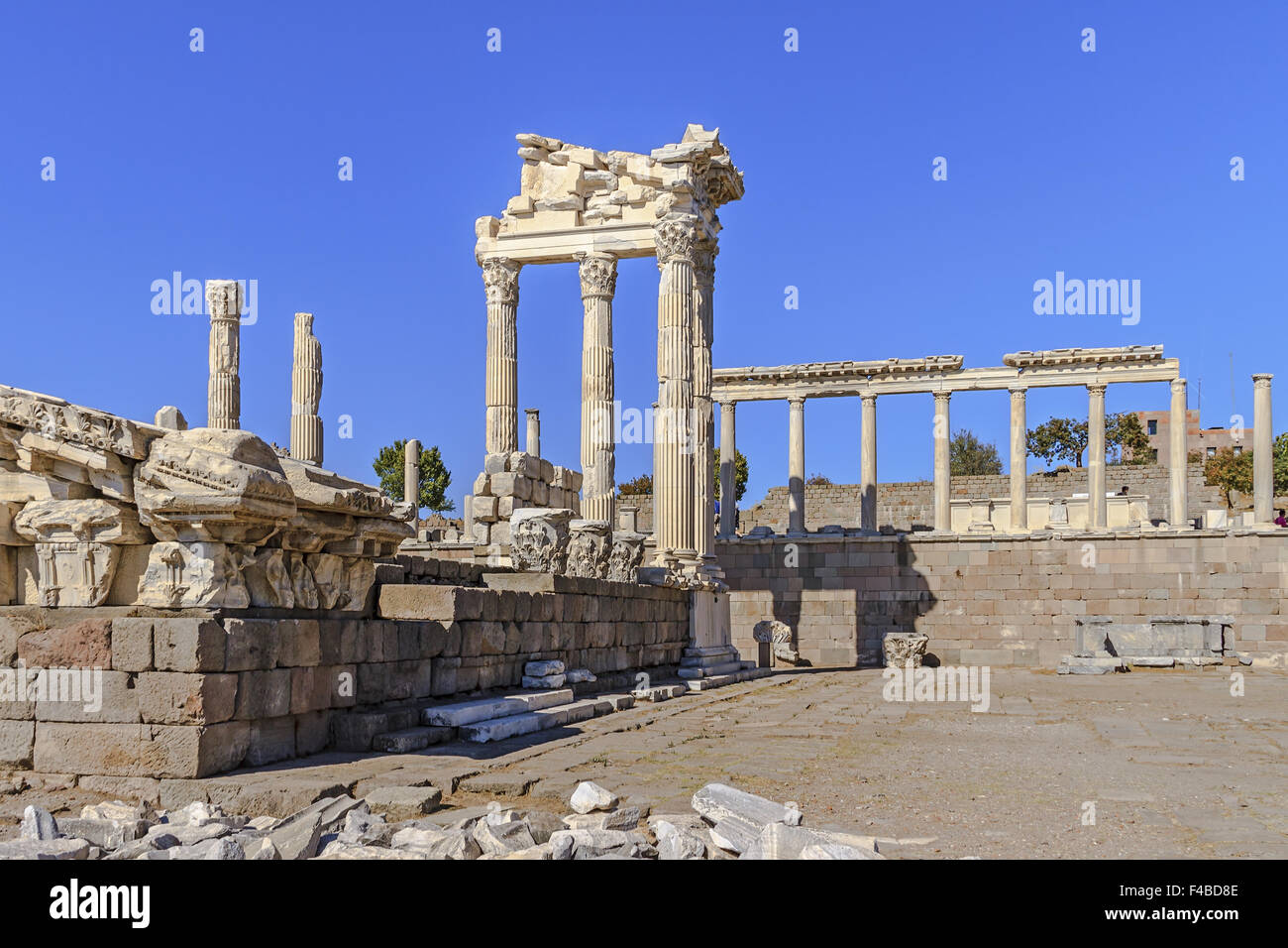 Pergamon city hi-res stock photography and images - Alamy