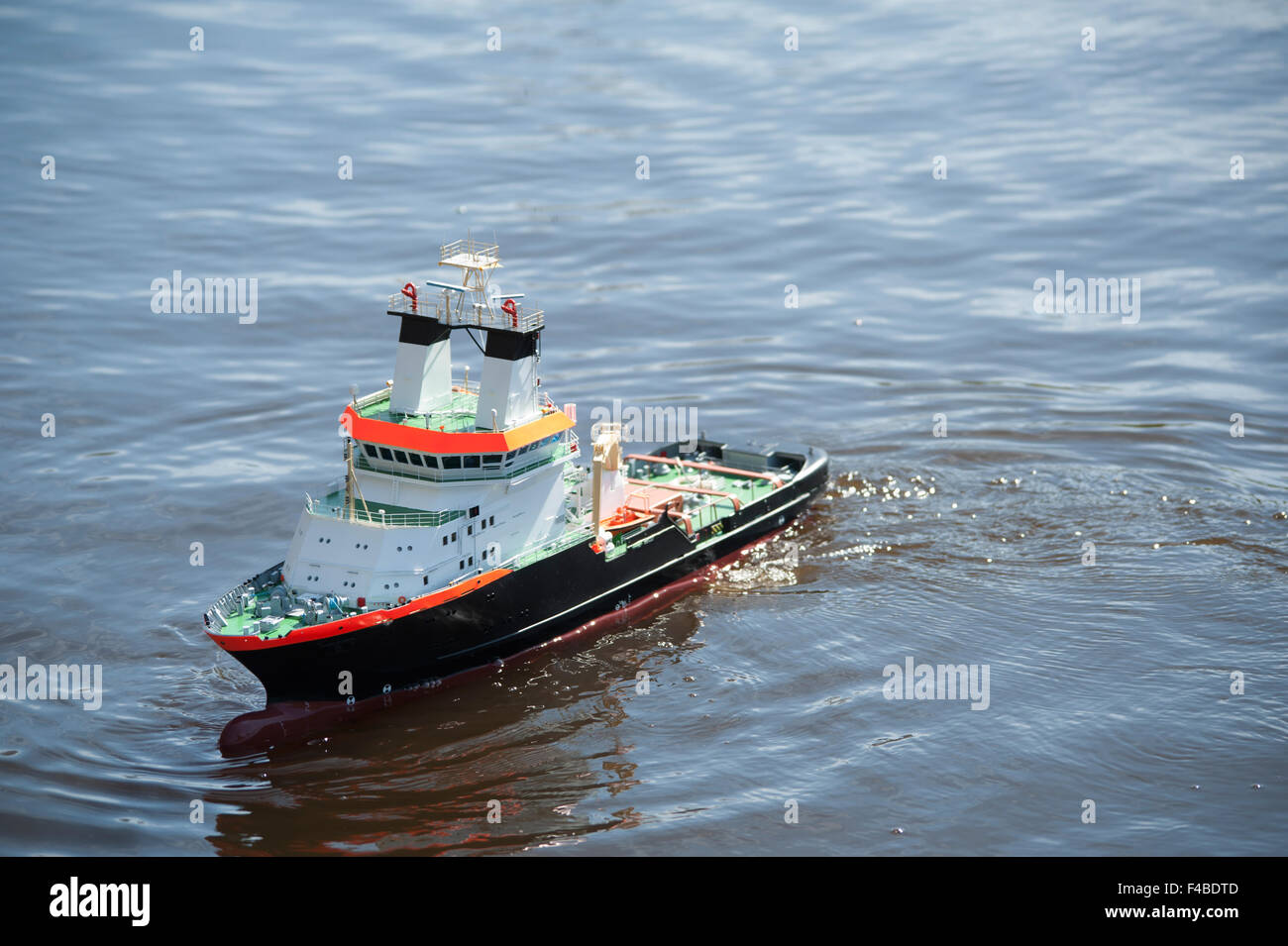 emergency tow vessel Stock Photo - Alamy
