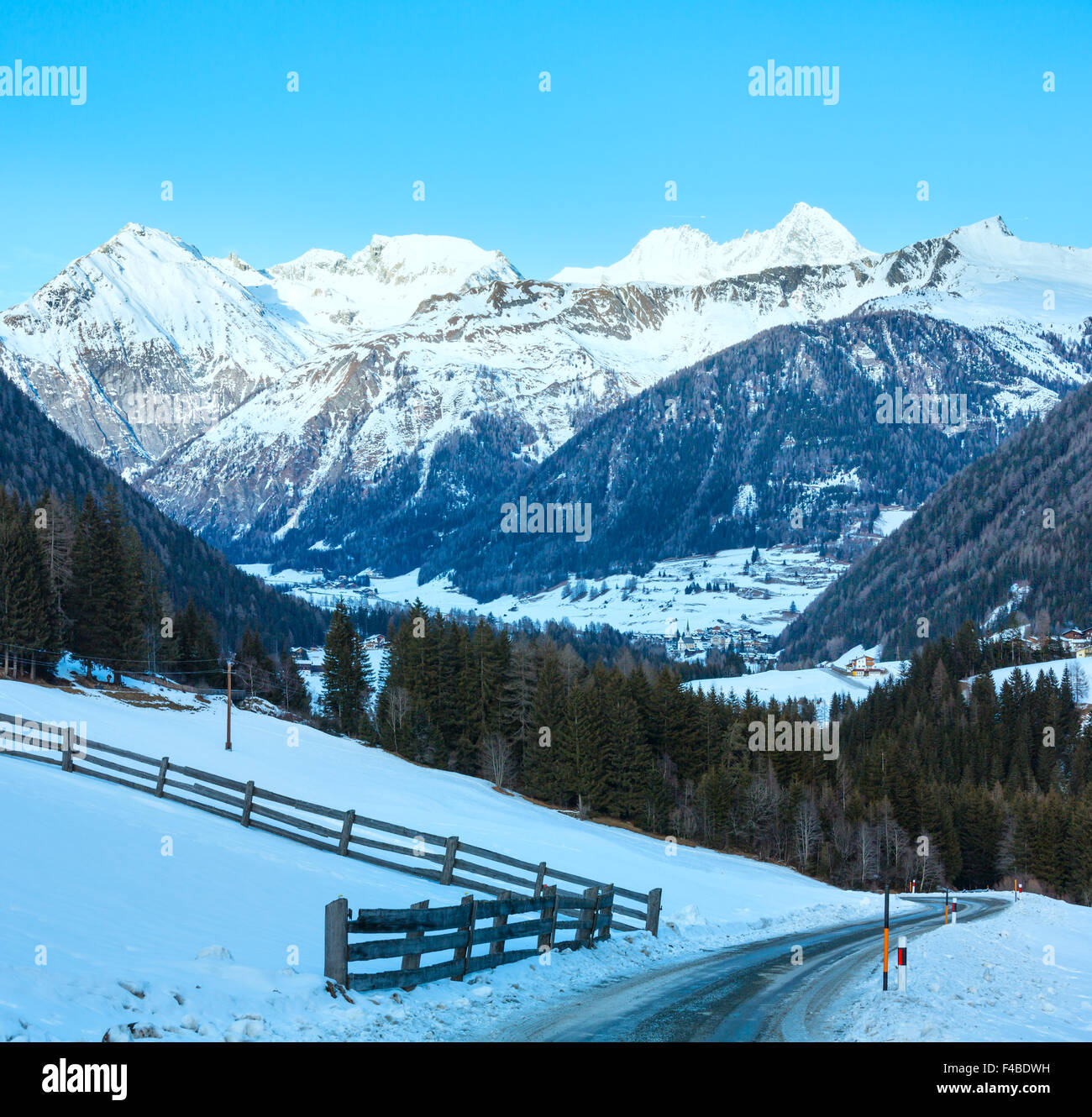 Winter mountain view austria hi-res stock photography and images - Alamy