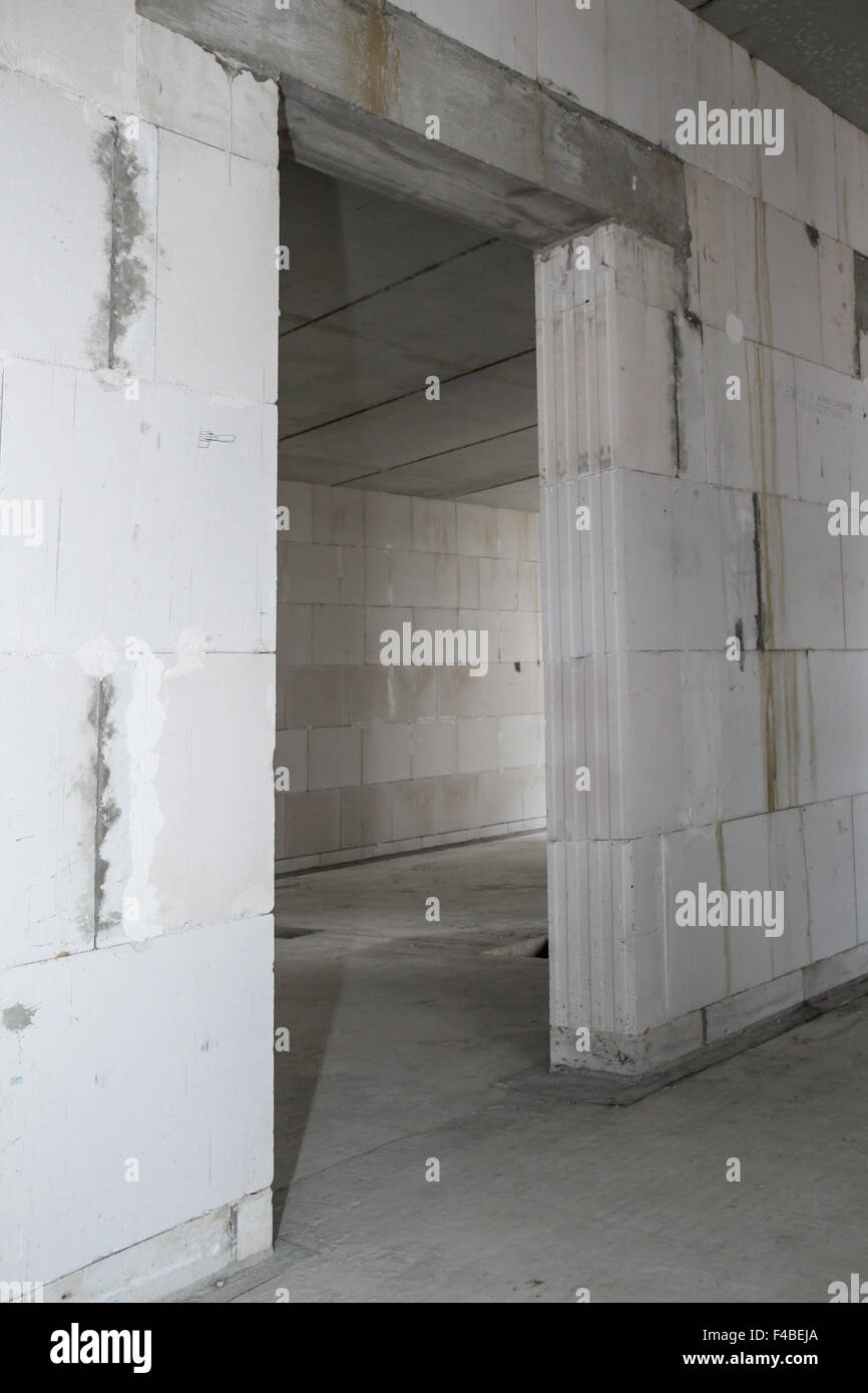 Empty space under door hi-res stock photography and images - Alamy