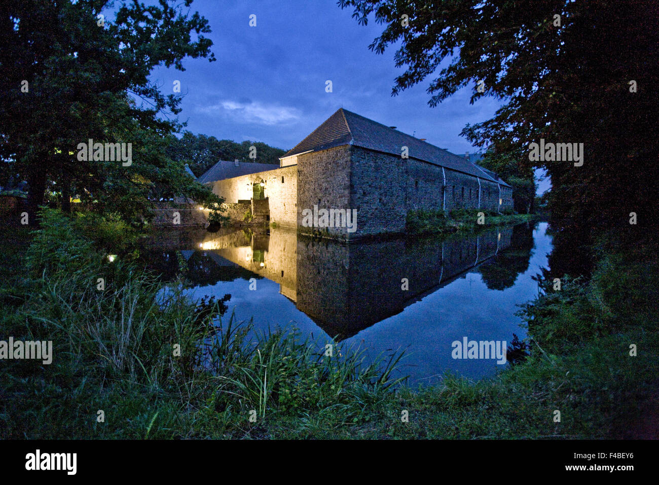 Kemnade hi-res stock photography and images - Alamy