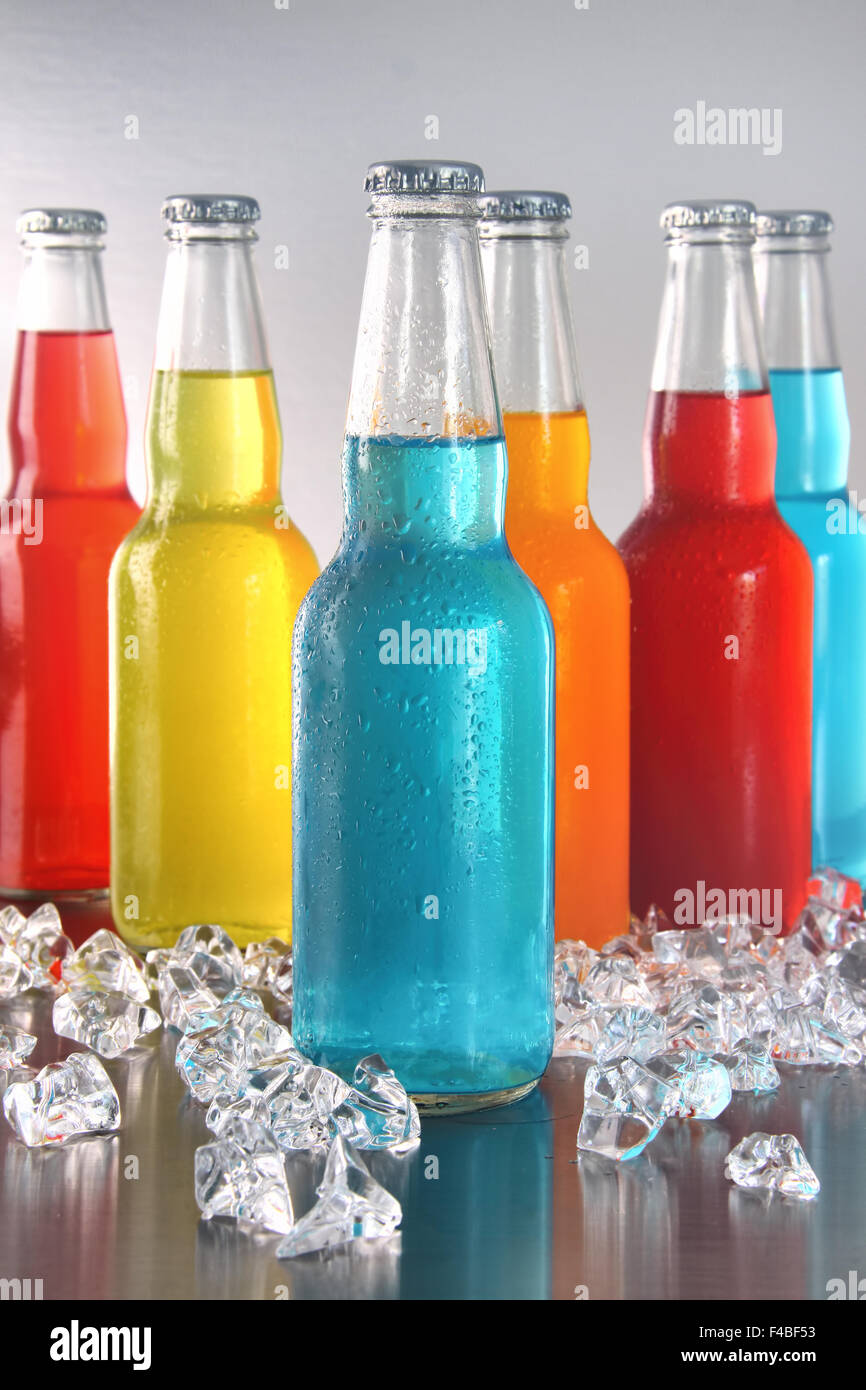 Cool summer drinks with ice Stock Photo - Alamy