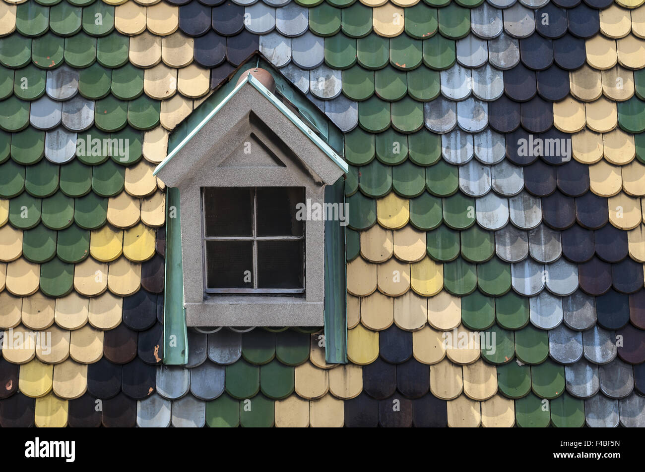 Roof symmetry hi-res stock photography and images - Alamy