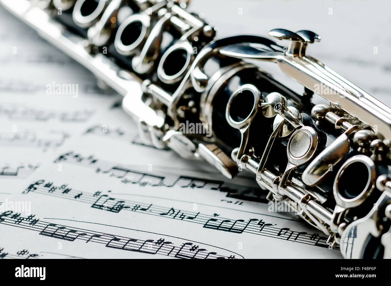 Clarinet sheet music hi-res stock photography and images - Alamy