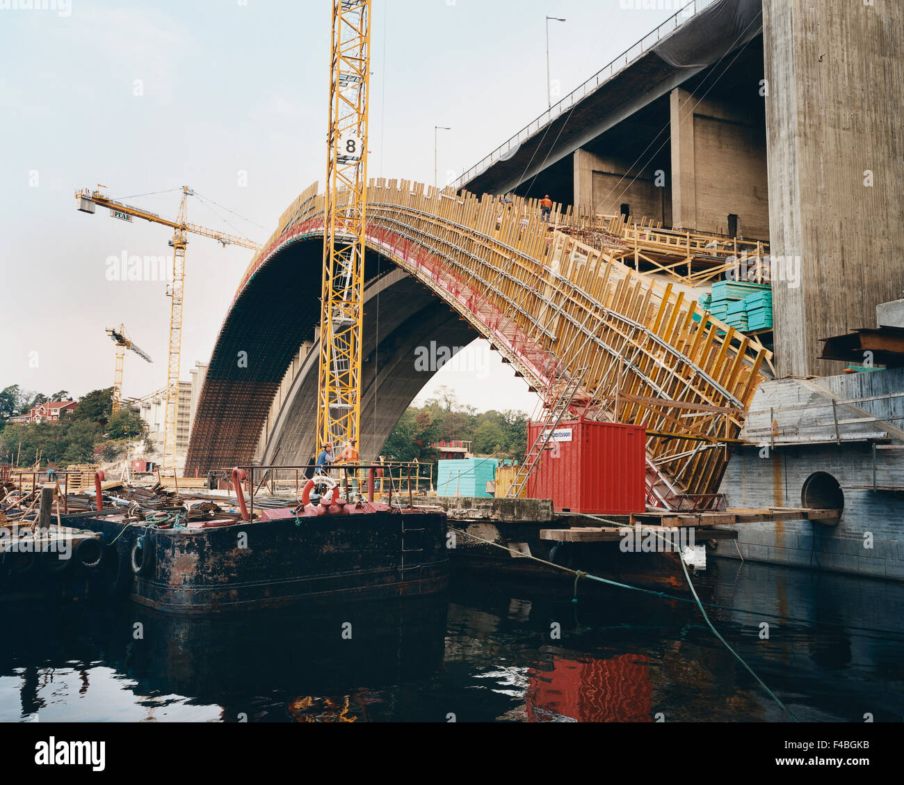 Crane lifting to build bridge hi-res stock photography and images - Alamy