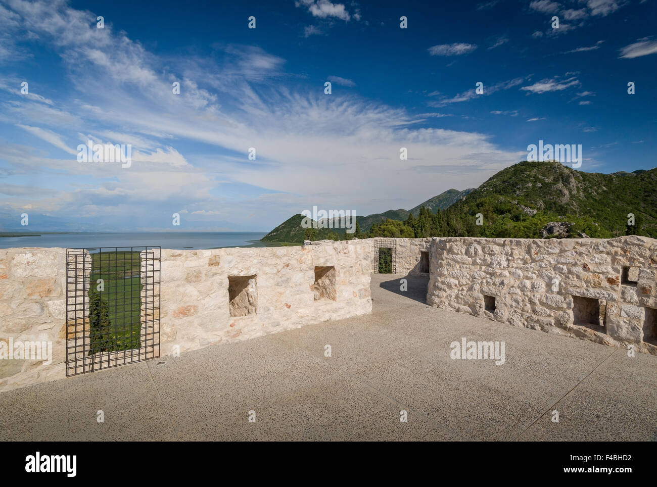 Besac castle cannon gun square Stock Photo - Alamy