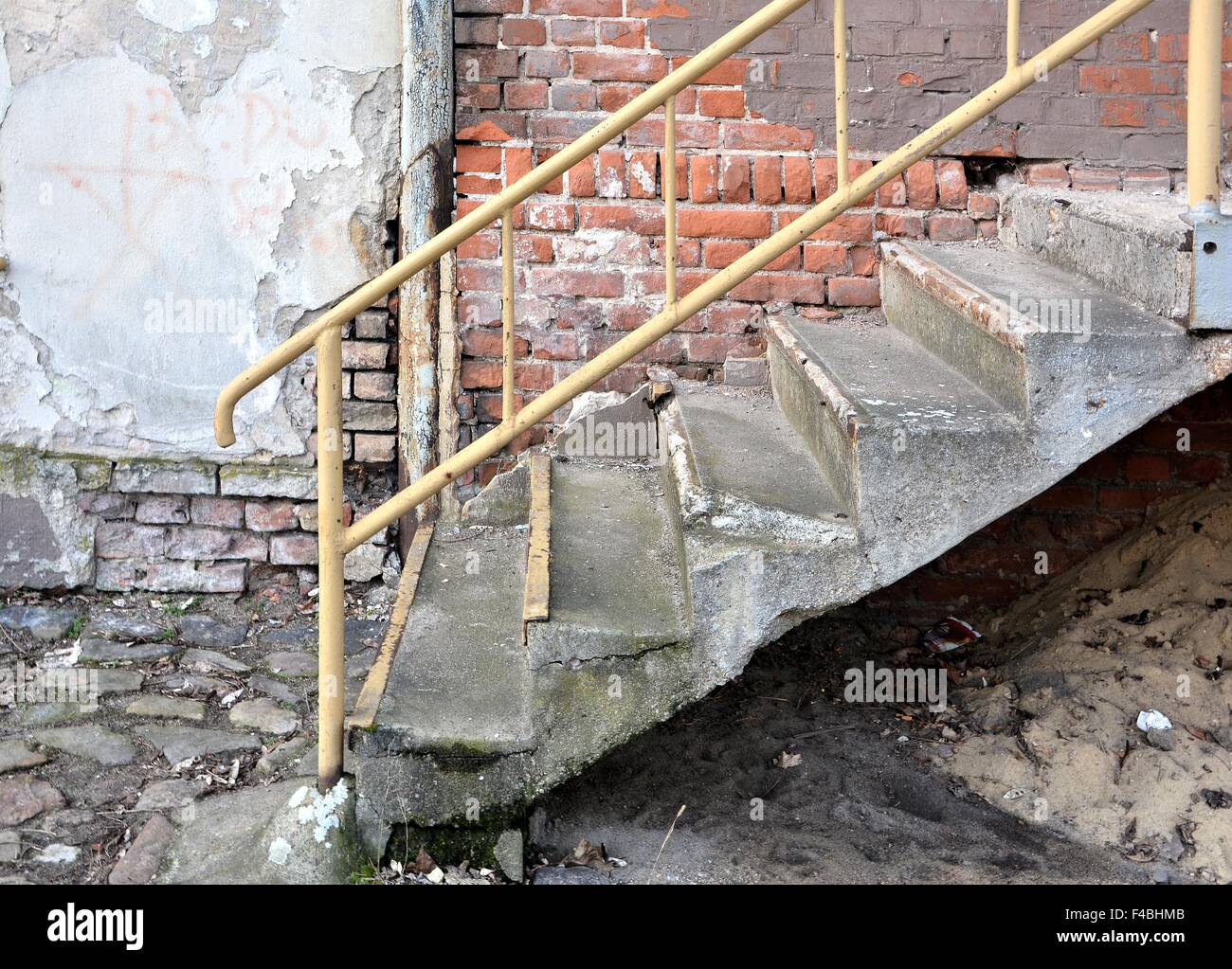 Staircase damage hi-res stock photography and images - Alamy