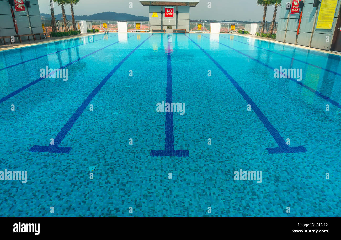 Line of swimming pool Stock Photo - Alamy