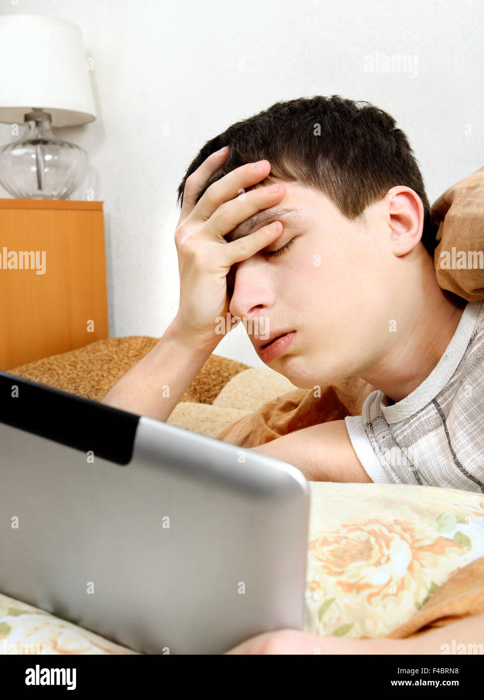 Computer sad face hi-res stock photography and images - Alamy