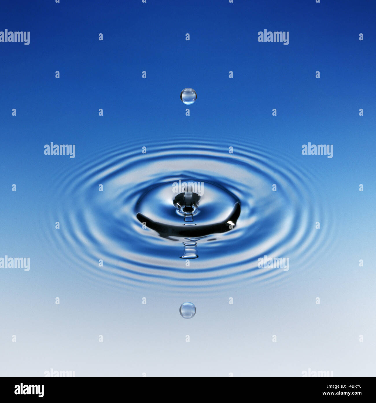 High drop hi-res stock photography and images - Alamy