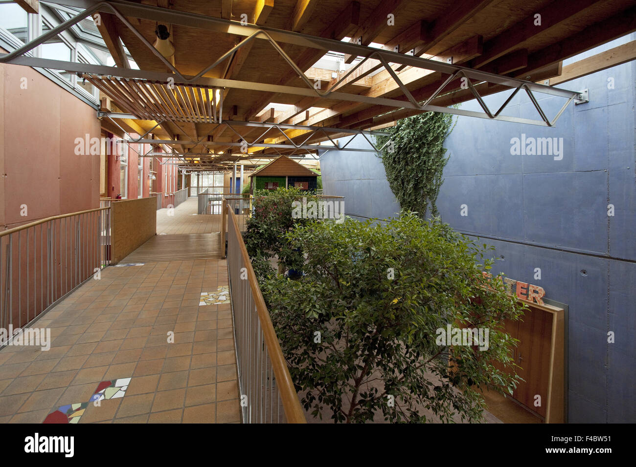 Comprehensive school hi-res stock photography and images - Alamy