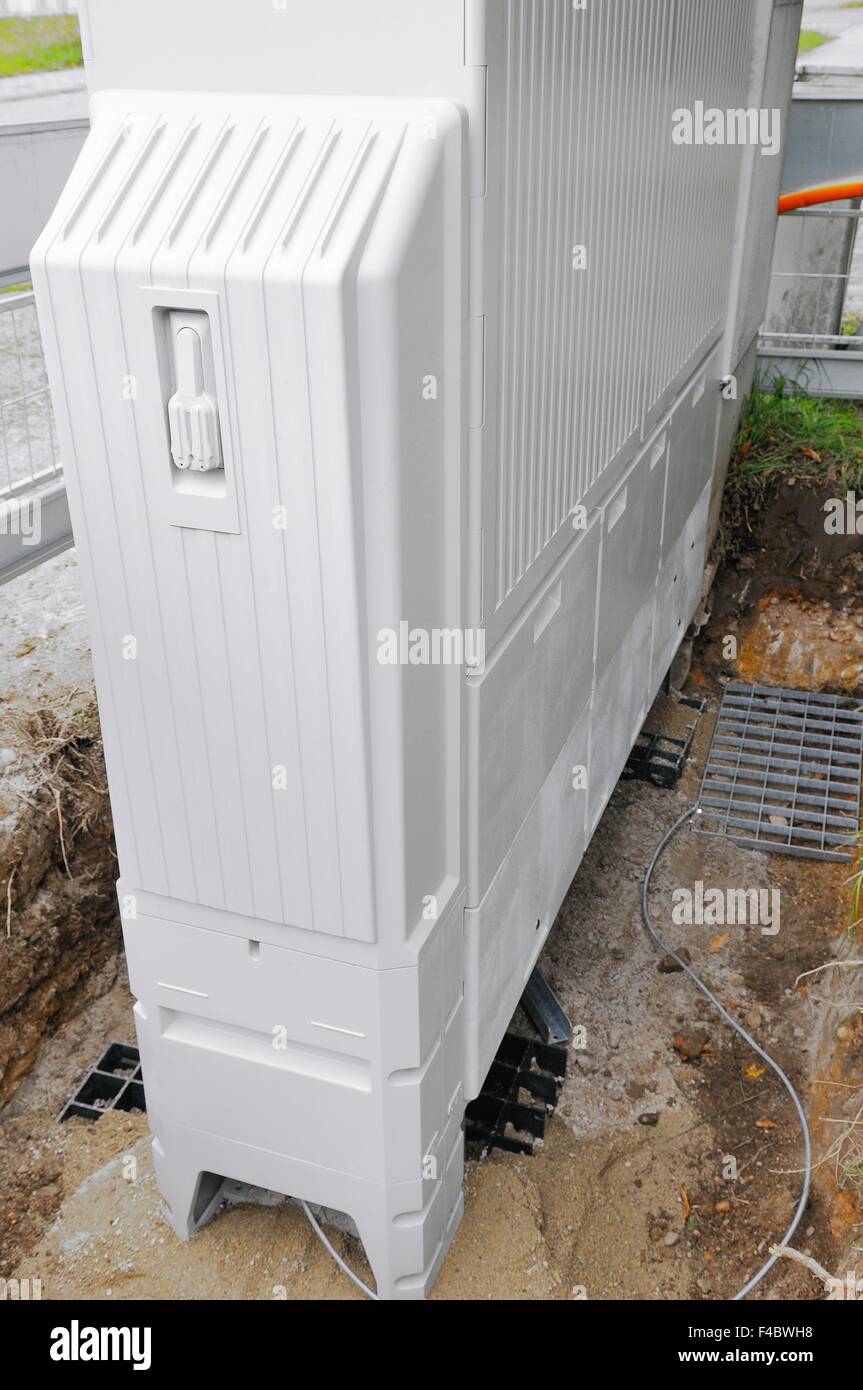 Expansion fiber optic cables hi-res stock photography and images - Alamy