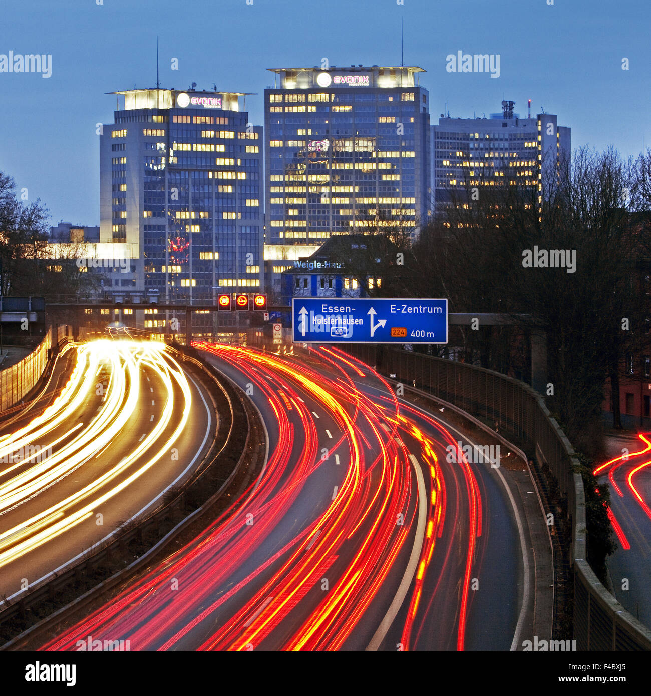 Essen skyline hi-res stock photography and images - Alamy