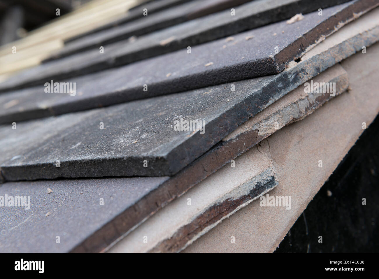 Laying roof tiles hi-res stock photography and images - Alamy