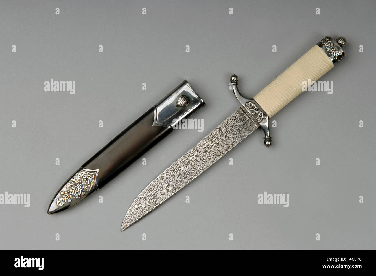 Sheath set hi-res stock photography and images - Alamy